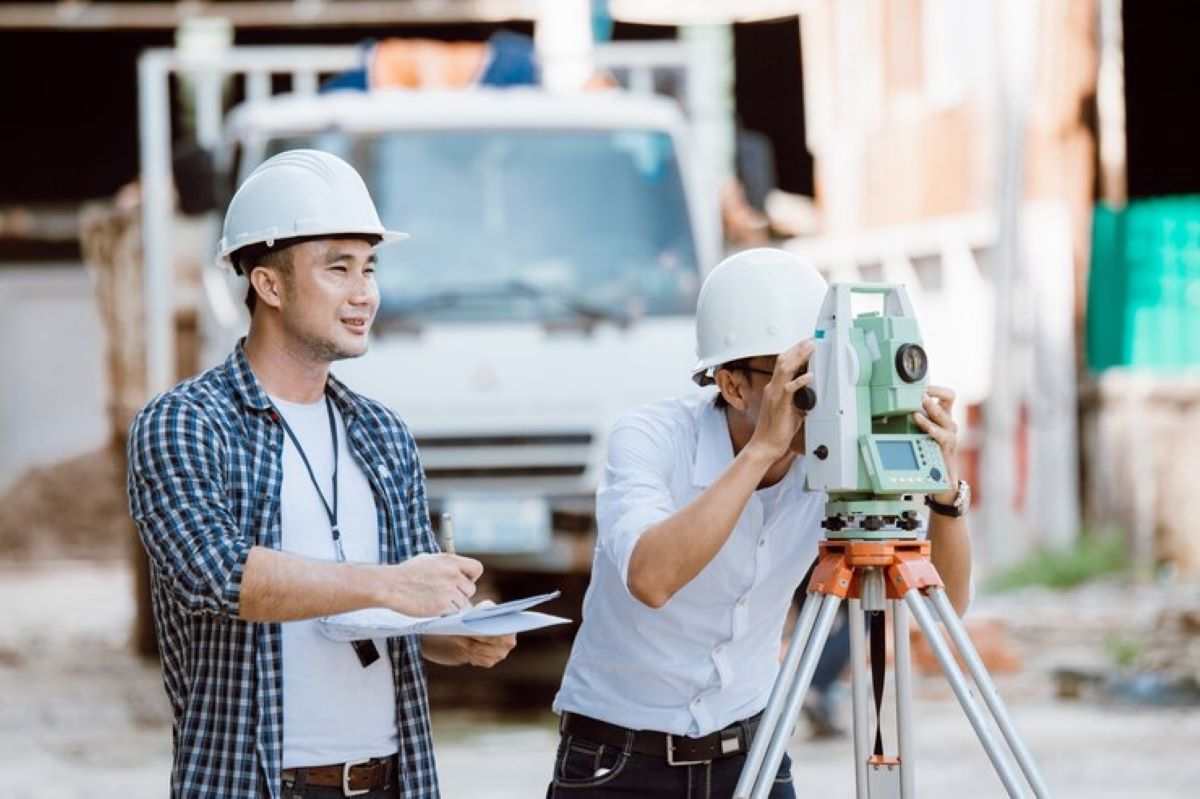 The Role of a Construction Surveyor in Large-Scale Developments